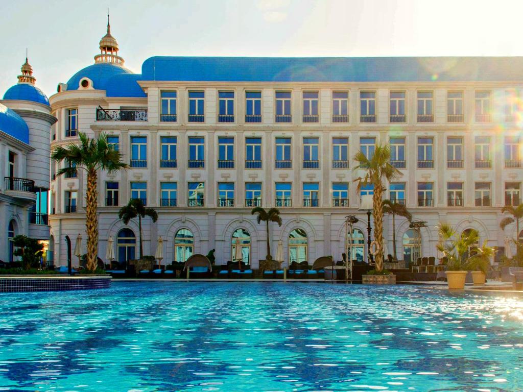 Royal Maxim Palace Kempinski Cairo | Hotel near Police Academy